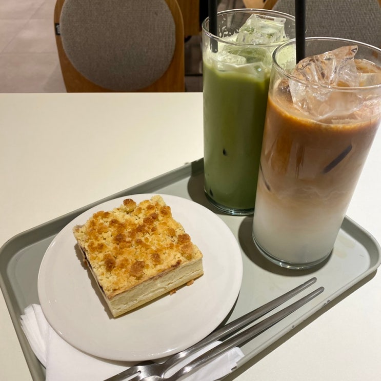 서울 강남 영양성분 시원하게 공개한 저당 저탄수 디저트 카페 인터랙트 : 네이버 블로그