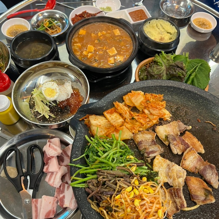 잠실새내역종합운동장 두툼한 삼겹살 찐 맛집 배고픈돼지” 메뉴 가격 가성비 혜자 삼겹살 맛집 잠실고기집 잠실새
