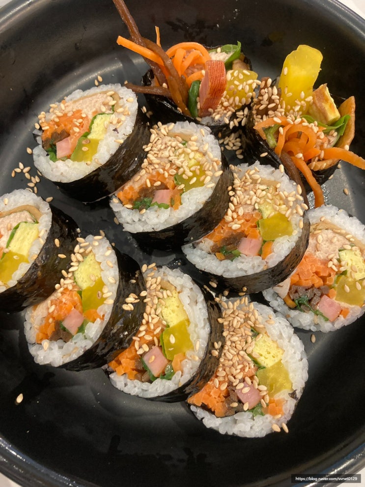 [블챌]왕십리 혼밥하기 좋은 가성비 맛집 싸다김밥 : 네이버 블로그