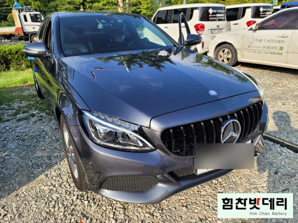 1년 전 오늘 벤츠 C클래스 자동차 배터리 교환전문점 창원밧데리 창원배터리 Agm배터리 전문 바르타 Agm80 네이버 블로그