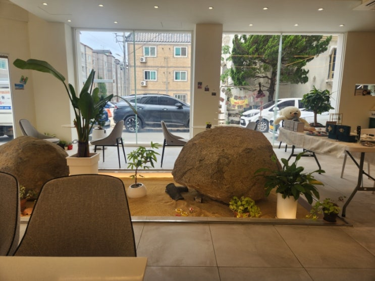 [부여카페] 감각적인 돌이 있는 'S THE CAFE' : 네이버 블로그