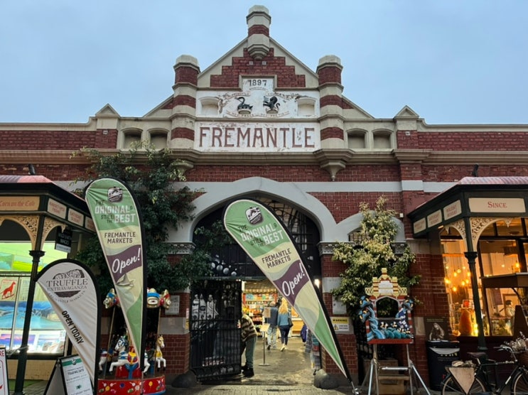 호주 퍼스 Fremantle Markets 프리맨틀 마켓 구경(Feat. 금, 토, 일 주말 ONLY) : 네이버 블로그