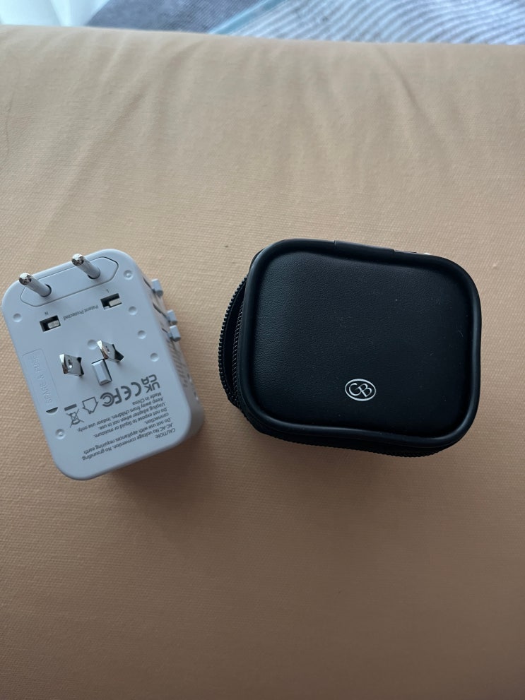 다시 봐도 만족스러운 유럽여행 준비물, 프랑스어댑터는 필수 : 네이버 블로그