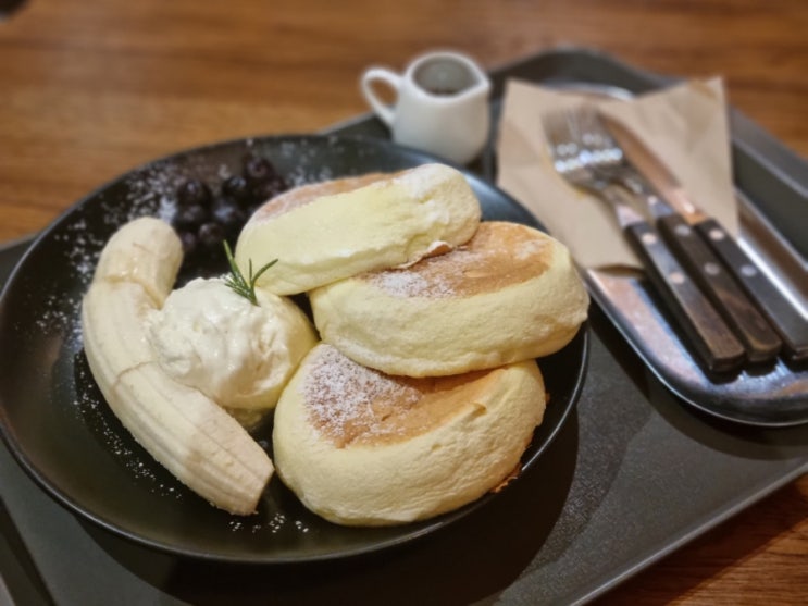 일산 브런치 조용한 분위기의 카페 젠젠스퀘어 롯데백화점 일산점 허니크림 팬케이크 네이버 블로그