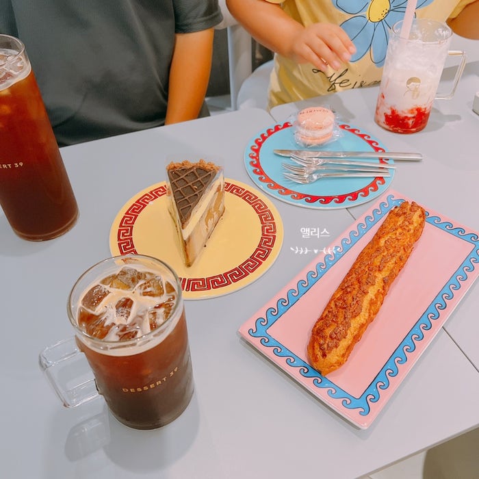 디저트39 메뉴 커스타드 크로칸슈 쇼콜라케익 딸기라떼 아메리카노 네이버 블로그
