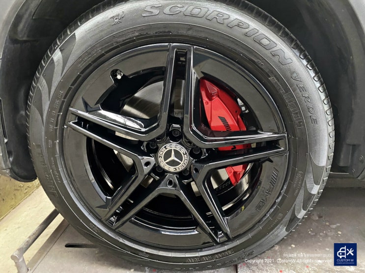 벤츠 Glc220d 휠수리 후 블랙유광 휠도색 레드 캘리퍼 도색 네이버 블로그