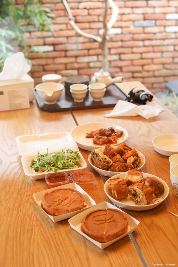 전주 한옥마을 길거리음식 교동원조육전 길거리야 문꼬치 교동고로케 십원빵 네이버 블로그