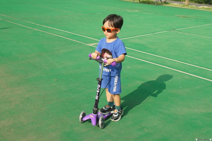 명품아기킥보드 마이크로킥보드 미니 폴더블 아기선글라스까지 장착 네이버 블로그