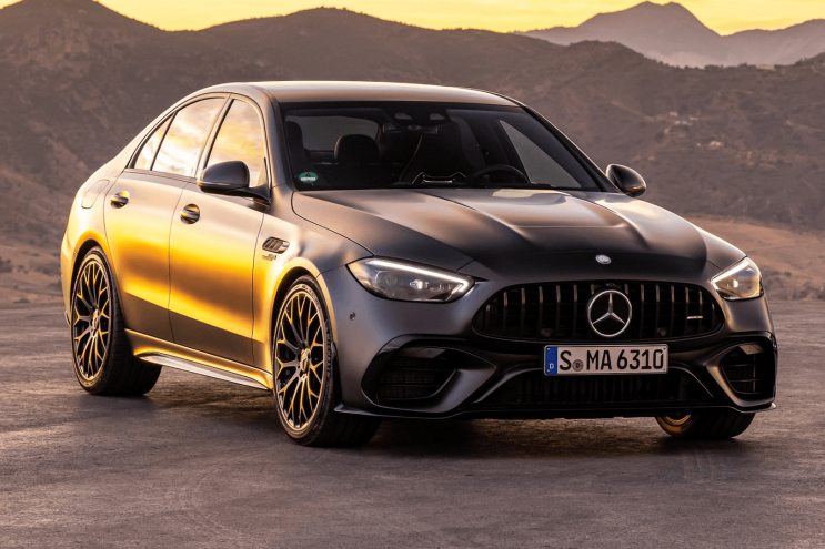 메르세데스 AMG C63 및 E63의 V8 복귀 소문은 해프닝으로 끝나 : 네이버 블로그