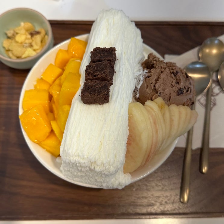 샤로수길 빙수 맛집 로컬핫플 '아궁이빙수' 솔직 후기 : 네이버 블로그