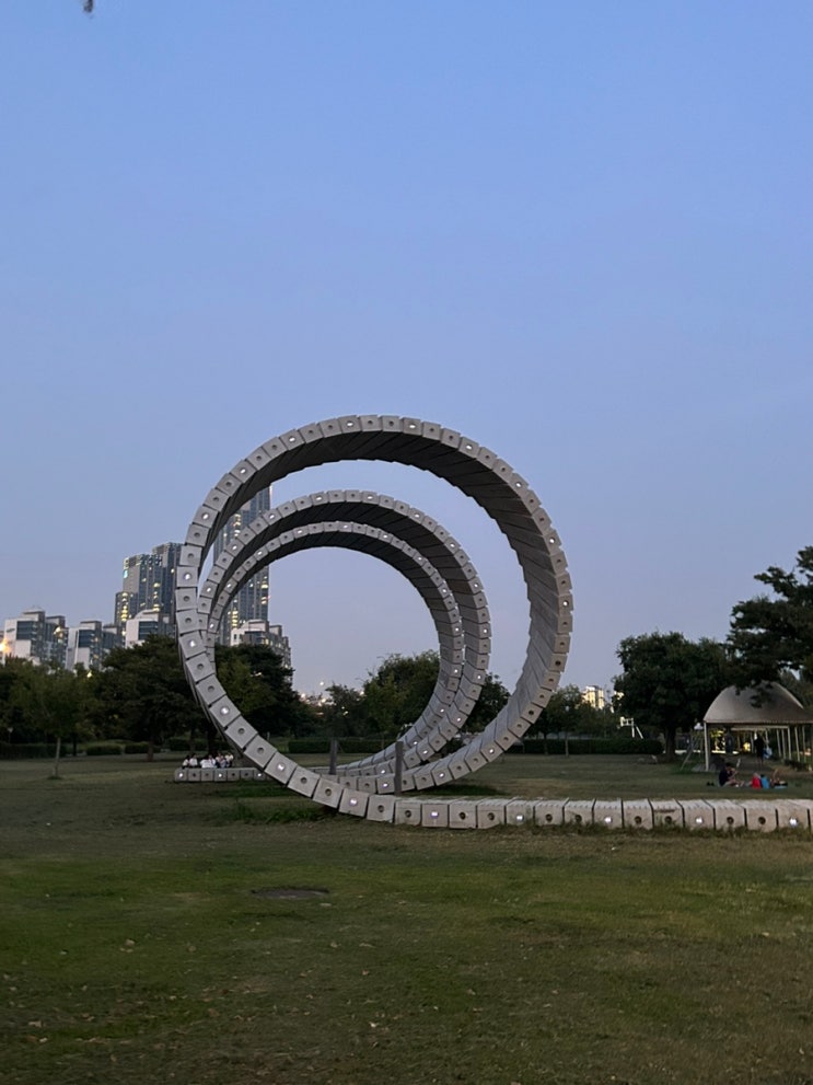 서울 가볼만한곳 놀거리 이촌 한강공원 피크닉 가는법 주차 야경 배달 편의점 네이버 블로그
