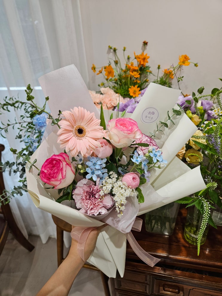 구의동꽃집꽃다은 하계졸업식 예쁜꽃다발 광진구꽃집 건대꽃집 구의꽃집 네이버 블로그