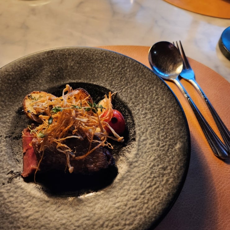 기념일 데이트하기 좋은 울산 삼산 맛집 사이먼 스테이크 네이버 블로그