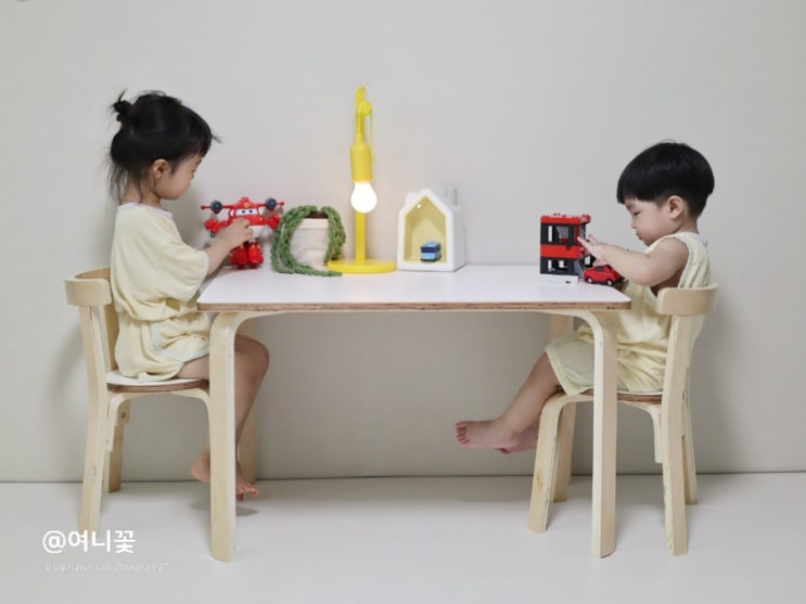 맘스보드 니노 유아책상 의자세트 어린이까지 유용하게 네이버 블로그