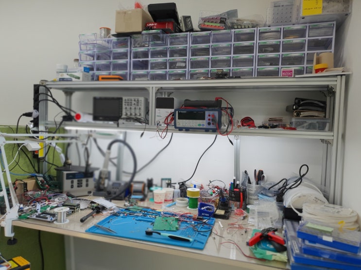 특수PCB 샘플PCB 완벽 디버깅 해주는 3G급 [ Rigol MSO8304A ] 하이엔드 인기상품 4 채널 3GHz 디지털 ...