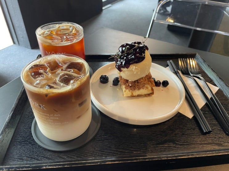 서울 상수역카페 ‘모크(Mork)’, 크럼블이 맛있는 블랙 감성카페 : 네이버 블로그
