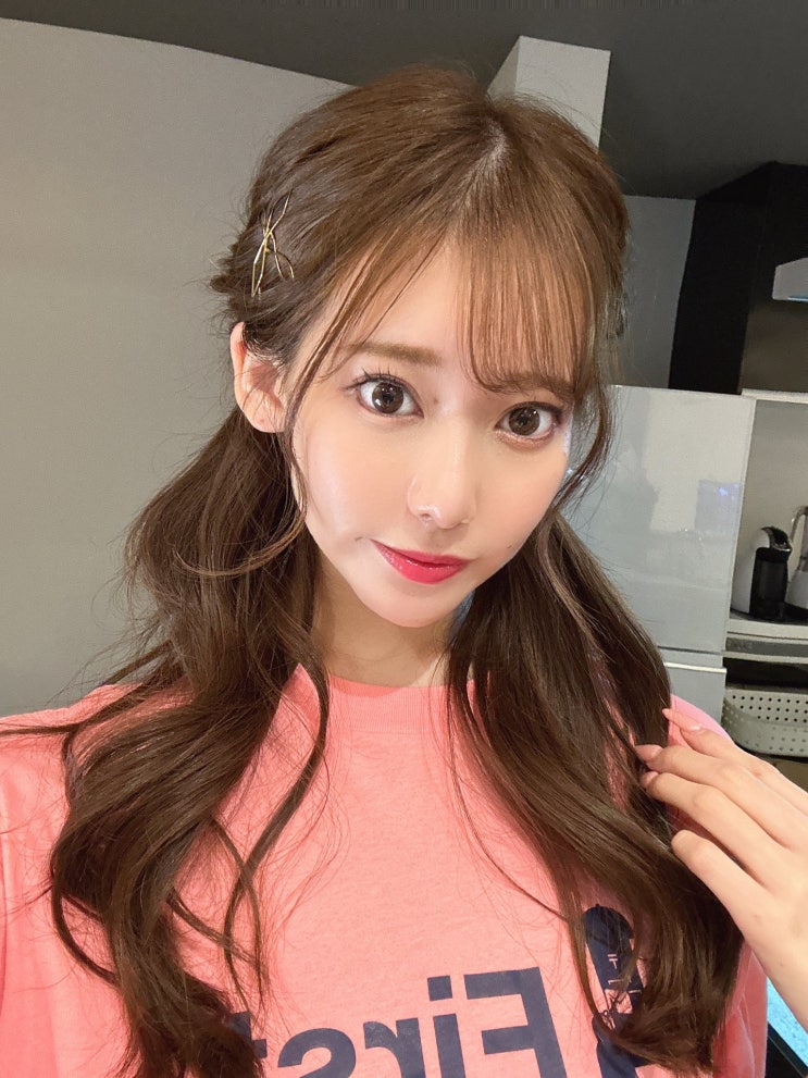 카에데 후아, Fua Kaede, 최근 사진과 근황, 시원시원한 기럭지에 뚜렷한 이목구비 : 네이버 블로그
