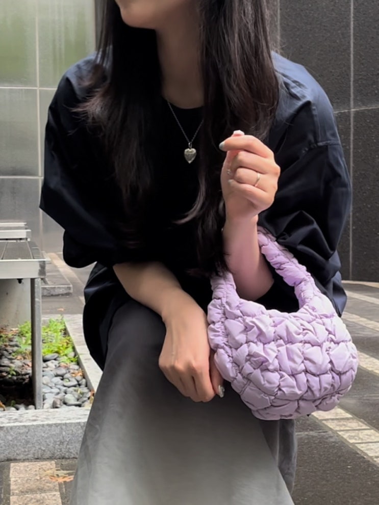 코스 퀼티드 마이크로 미니백 Cos 구름빵 초미니 라벤더 컬러 착샷 코디팁 네이버 블로그