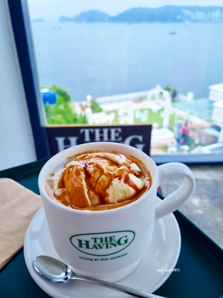 부산 영도 흰여울문화마을 오션뷰카페 더해빙 THE HAVING COFFEE : 네이버 블로그