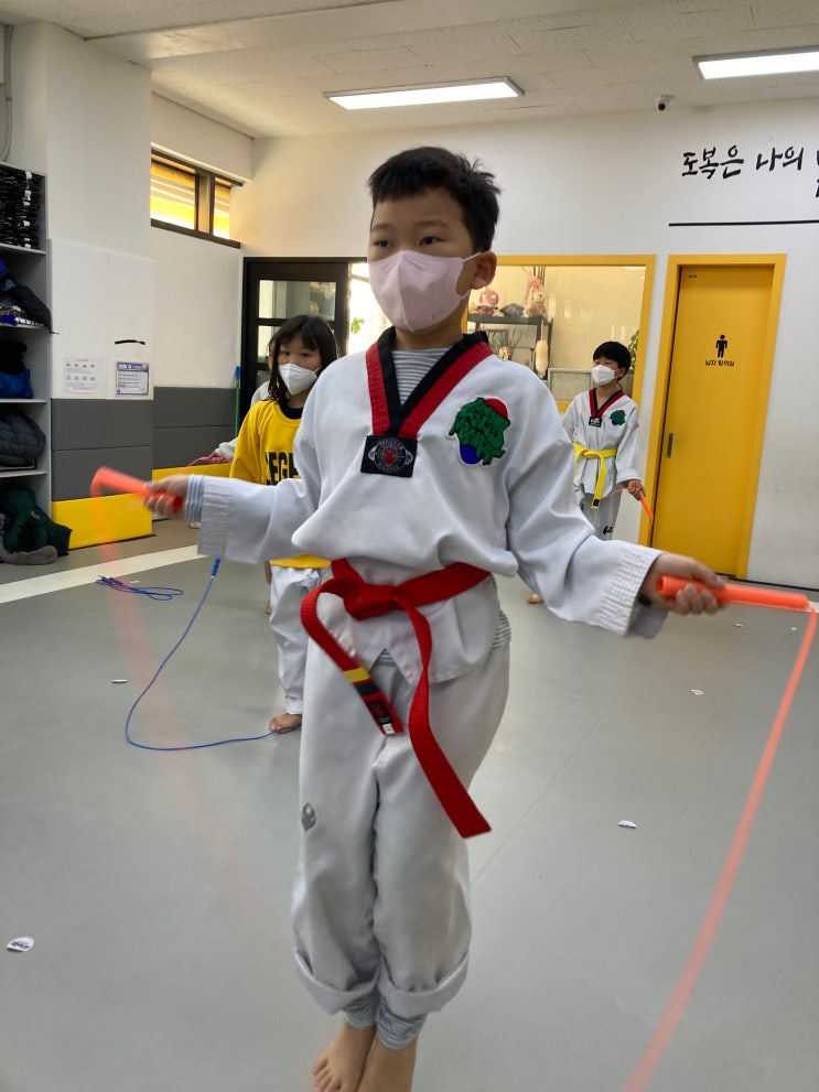 레전드태권도 통해 알아보는 고등동줄넘기 효과 및 올바른 자세 : 네이버 블로그