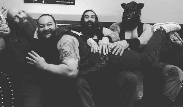 뉴스 브레이 와이어트 테리 펑크 에지 엔데버 인더스 셰어 Wwe 시청률 산토스 에스코바르 샬롯 플레어 헐크
