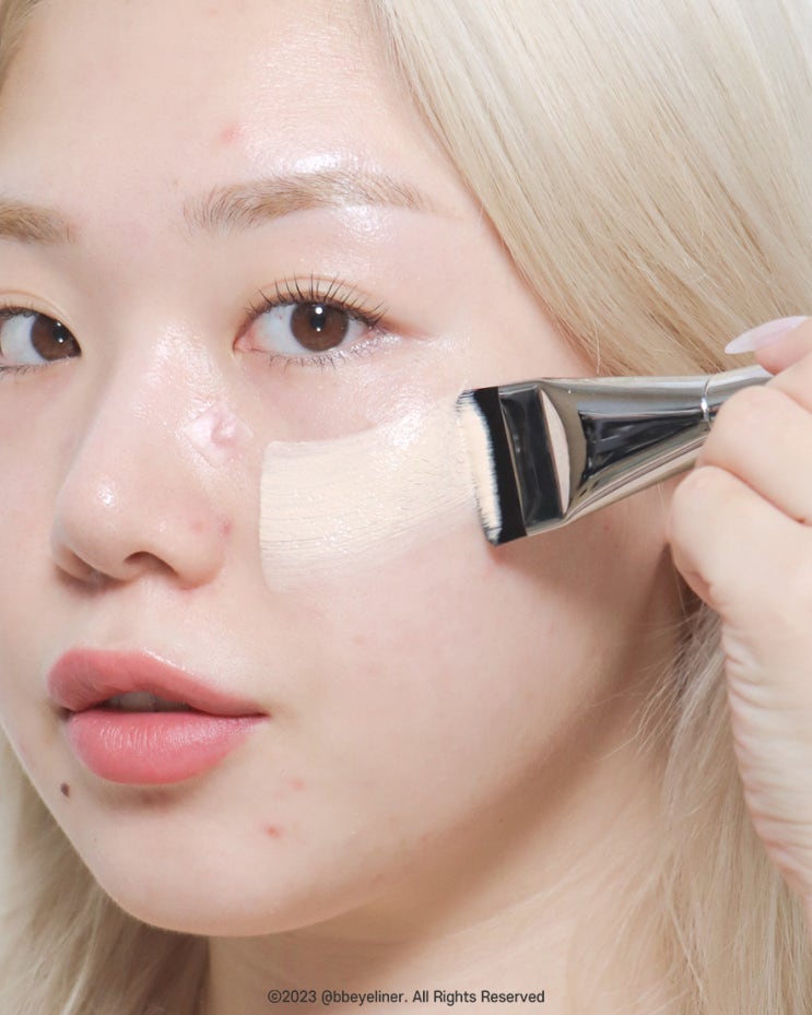 다크닝 없는 올리브영 파운데이션 추천 웨이크메이크 워터 벨벳 커버 파운데이션 전색상 ㄹㅇ 사용감 보고가셔 네이버 블로그