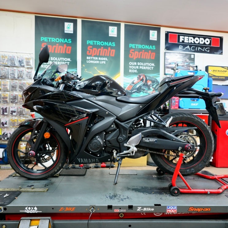 야마하 Yzf R3 페트로나스 스프린타 F900 엔진오일 교환 하이플로 필트로 오일필터 교환 피렐리 디아블로 로쏘