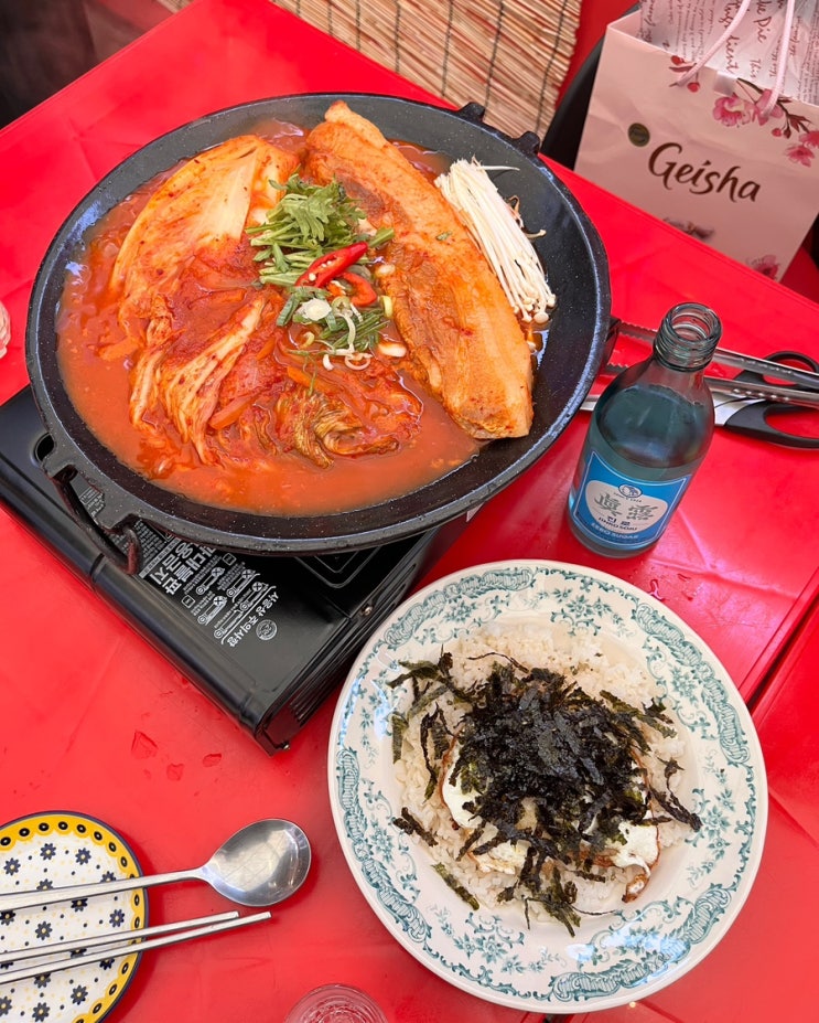 홍대 포차 ‘미미상회 레트로한 분위기의 애견동반 경의선숲길 술집 네이버 블로그