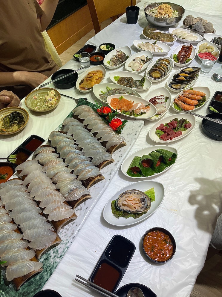 인천 영종도 구읍뱃터 수산시장 전라도횟집 추천 : 네이버 블로그
