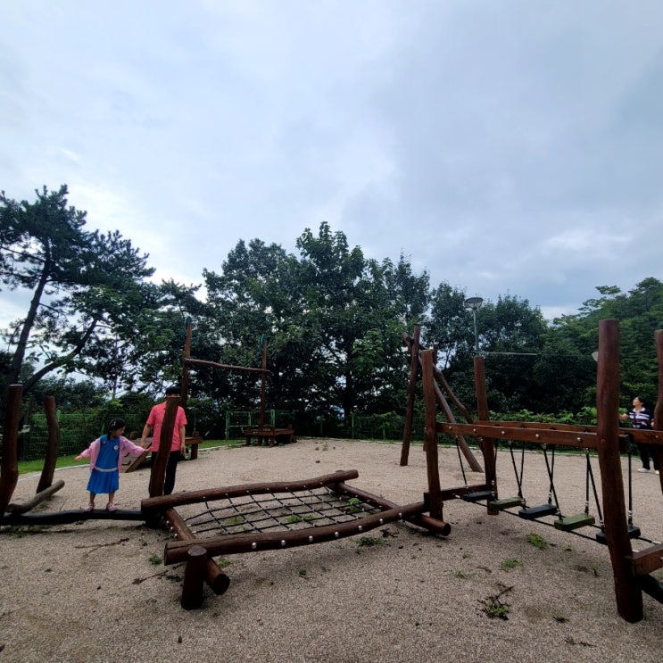 아이와 하동 숙박 구재봉 자연 휴양림 짚라인 어린이 숲놀이터 홍돈 야외 바베큐 네이버 블로그