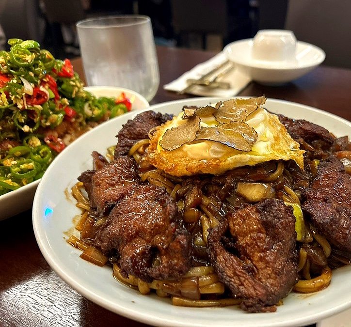 압구정 체크인 무탄 원조 트러플 스테이크 짜장면 맛집 뚱 멘보샤유린기 먹고왔어요 평일 저녁 후기 네이버 블로그