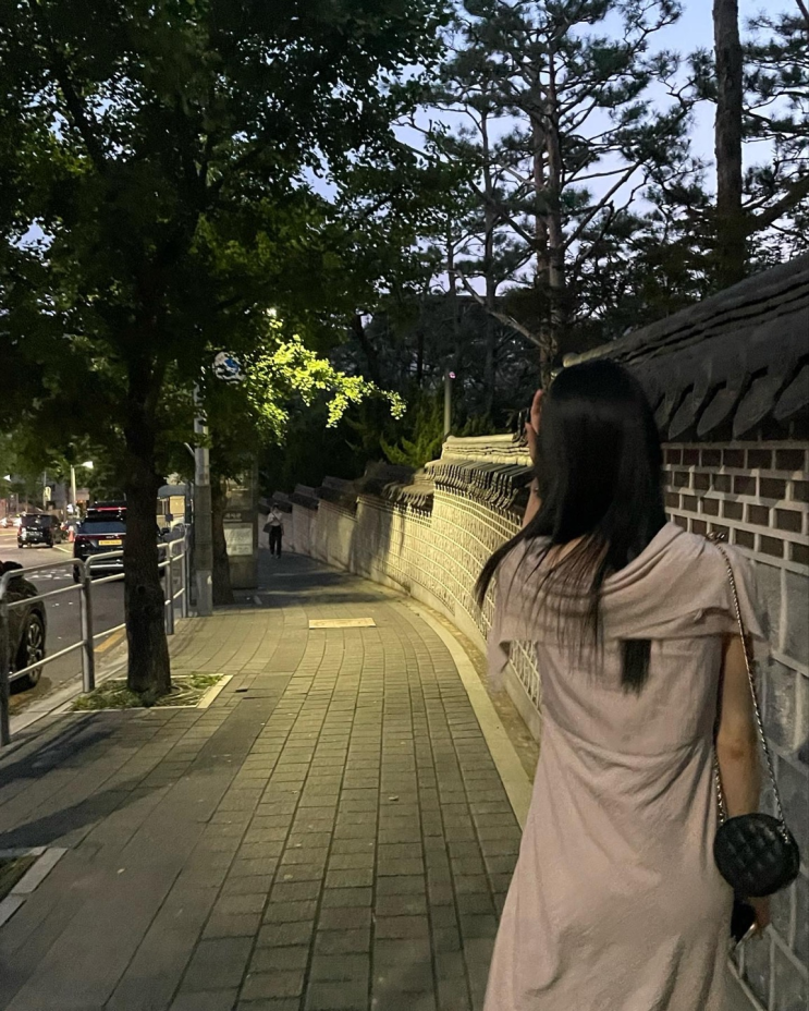 [sie/시에] 23ss 원피스 모음/착용샷.zip(제니 스퀘어, 러플 헴, 플로럴 실키, 베니스, 르네 등) : 네이버 블로그