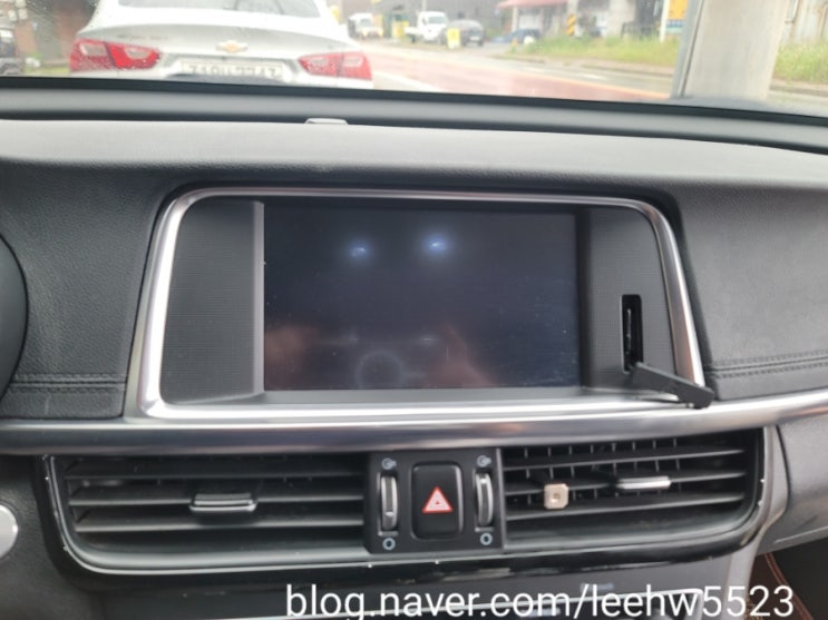 18년식 K5 순정 내비게이션 소리는 나오지만 화면만 안 켜지는 블랙아웃 AVN 고장 수리 : 네이버 블로그