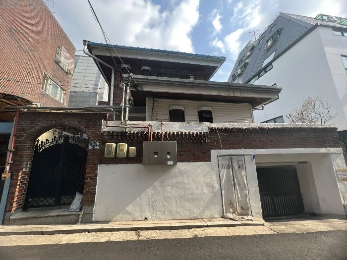 중구 신당동 주택경매 18억7천 장충초등학교인근 대지67평 2층 다가구 구옥 유찰1회 서울신당동단독주택 법원경매 매매