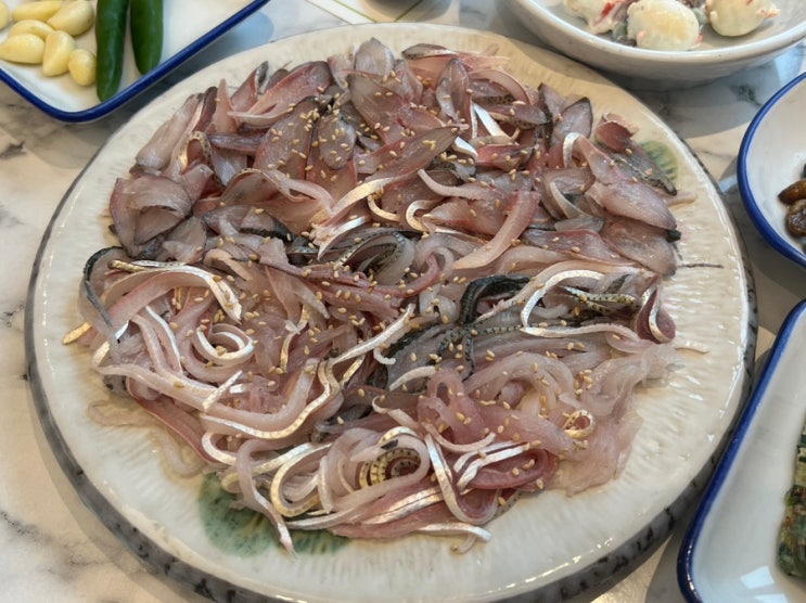 광안리물회맛집 신라횟집에서 가을 전어까지 먹고 온 솔직후기 주차지원 네이버 블로그