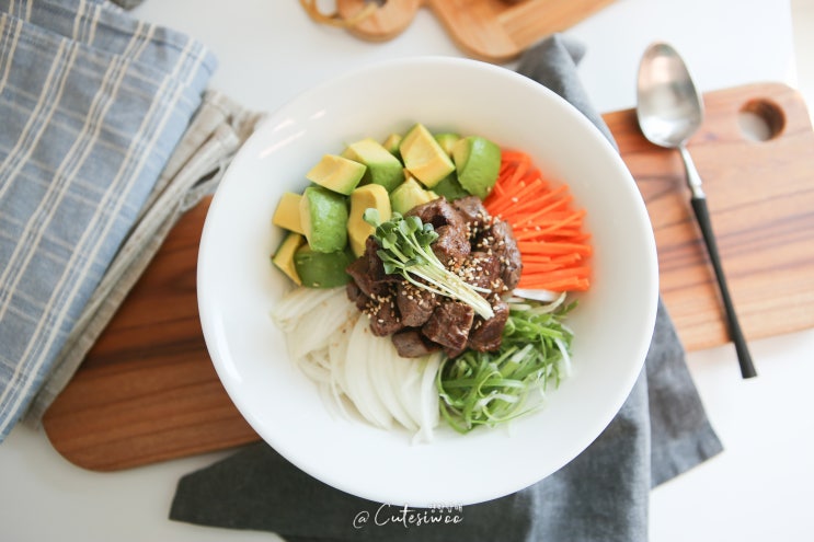 다이어트 요리 아보카도 비빔밥 레시피 소고기 비빔밥 만들기 아보카도칼로리 : 네이버 블로그