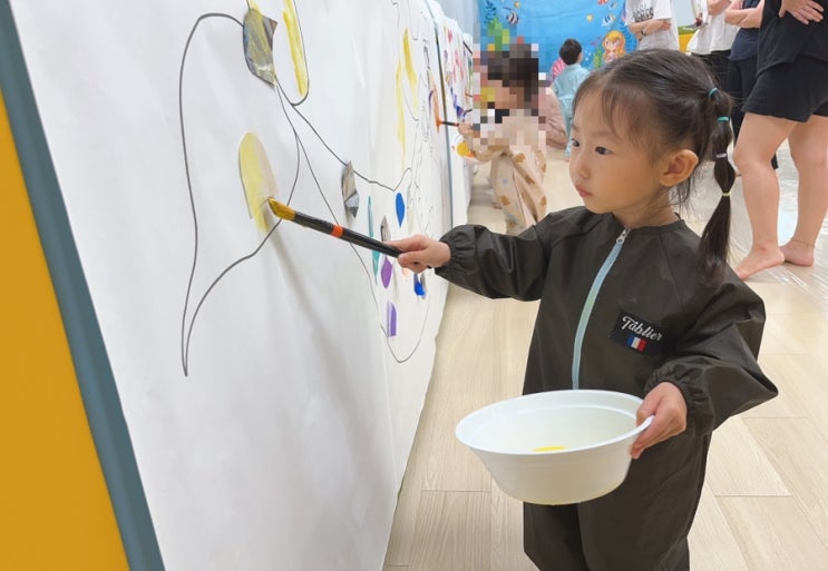 이마트문화센터 퍼포먼스미술 아트키움 1회차 수강후기 33개월아기 네이버 블로그