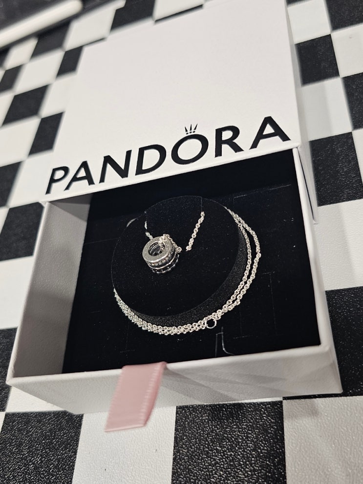 너무 예쁘다_판도라 시그니처 로고 파베 & 비디드 펜던트 & 네크리스_392311C01 : 네이버 블로그