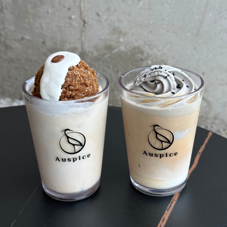 포항 어스피스 Auspice coffee | 호미곶 구룡포 사이 포토존에 반한 오션뷰 대형카페 : 네이버 블로그