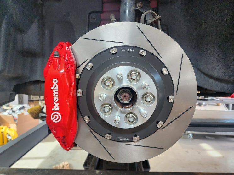 이보크 브레이크튜닝 화성 브렘보 인터알 CTS-V 4P, 리어 EPB 동탄 스톨츠4P 더블캘리퍼 W오일 : 네이버 블로그