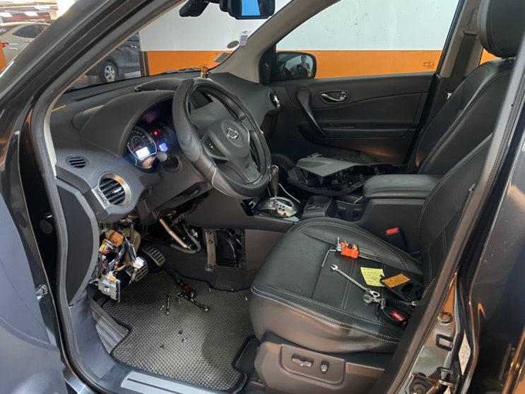 [자동차 셀프정비] 르노 QM5 히터저항, 블로우모터 자가교체(DIY) : 네이버 블로그