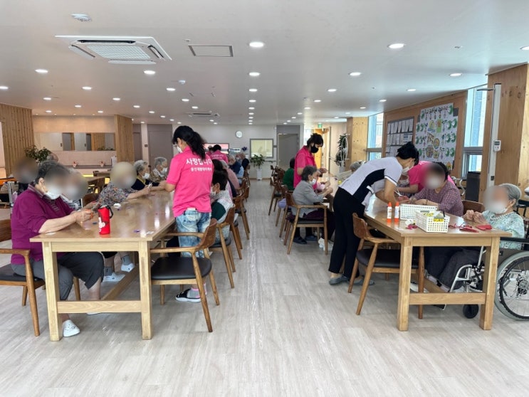 동인재활데이케어센터 양산 주간보호센터 양산 노인주간보호센터 양산 노인유치원 미술활동 네이버 블로그