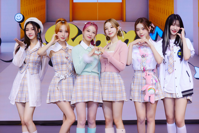 "1위길만 걷자" 로켓펀치, Y2K·MZ 색깔 다 담았다...'붐' 노린다 : 네이버 블로그