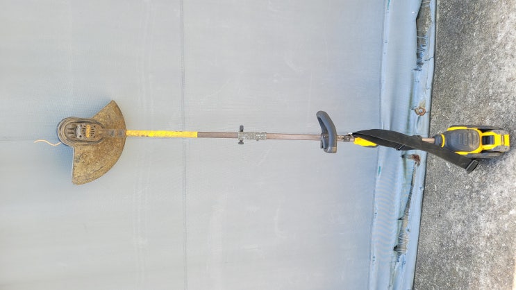 디월트 충전 예초기 DCM5713 _ 여수 공구 기계 수리 : 네이버 블로그