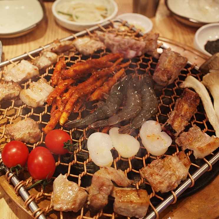 제주 노형동 맛집 제주시 그랜드하얏트제주 흑돼지 제주본참숯불갈비 돼지갈비구이 : 네이버 블로그