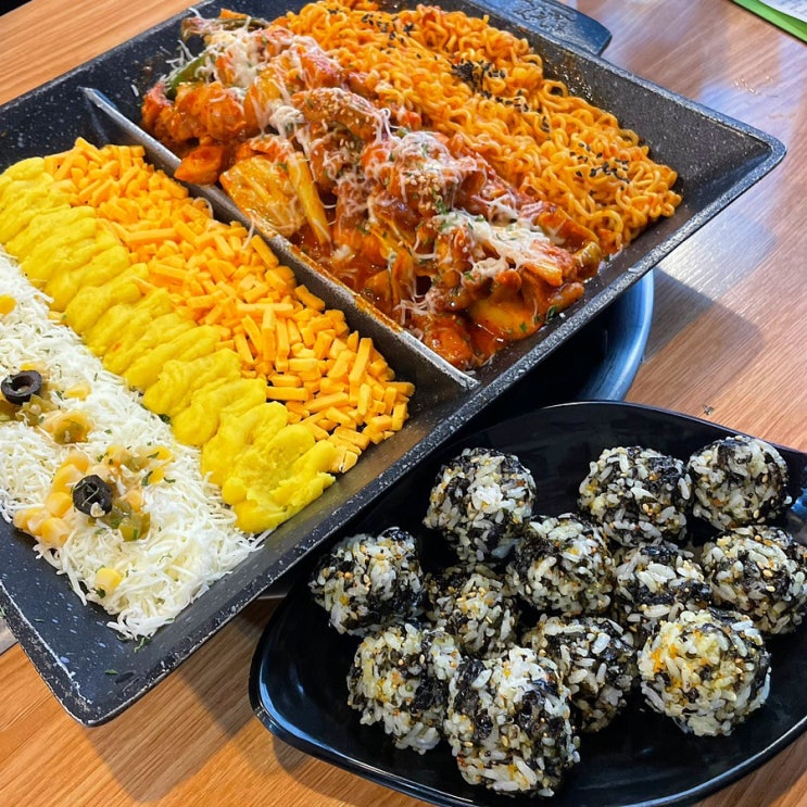 서면 닭갈비 맛집 헬로팬 서면점 리치골드 닭갈비 라면사리 주먹밥까지 네이버 블로그
