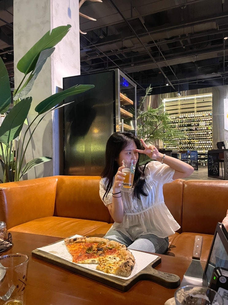 부산 서면 삼정타워 맛집 솔탭하우스 정통 뉴욕스타일 피자와 수제맥주 네이버 블로그