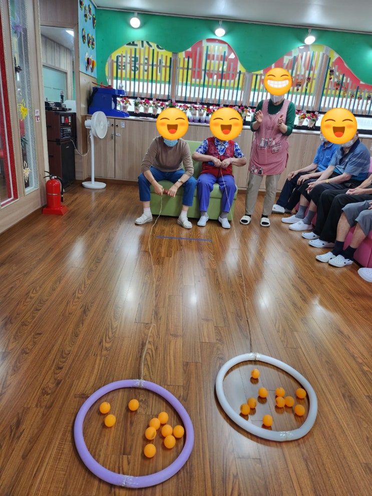 인천 미추홀구 노인 주간보호센터 신체 프로그램 링 줄다리기 탁구공을 가득담은 링의 운명은 네이버 블로그