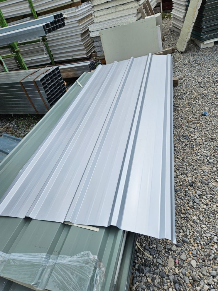 칼라강판 중고판넬판매점 중고샌드위치판넬 징크판넬 우레탄판넬 중고조립식판넬 컨테이너 중고자재판매 건축 판넬매입 철거 및 시공 ...