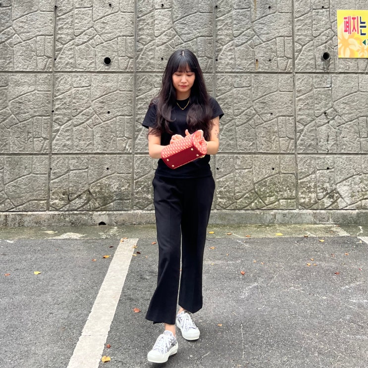 여성숄더백 글로벌브랜드 YANGOODS 유니크백으로 가을코디 : 네이버 블로그